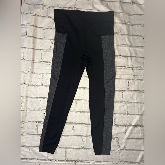 SPANX | Pants & Jumpsuits | Spanx Xl Two Tone Leggings Full Length ...